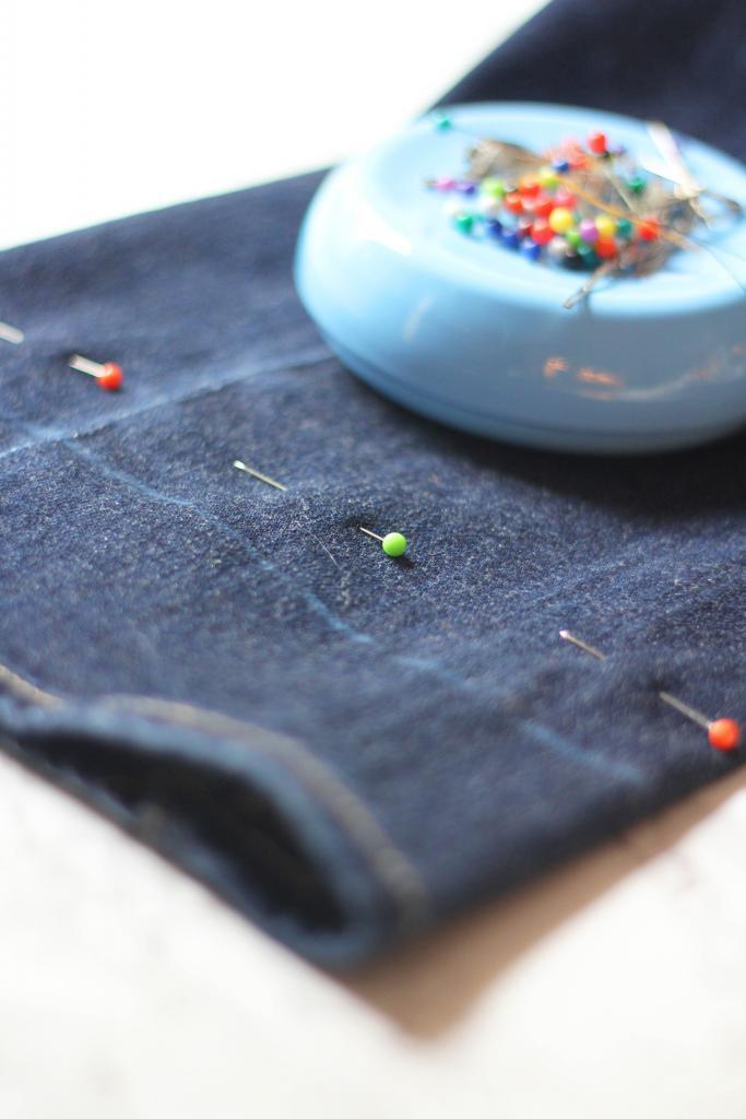 How to Fray Jeans | Ridgely's Radar