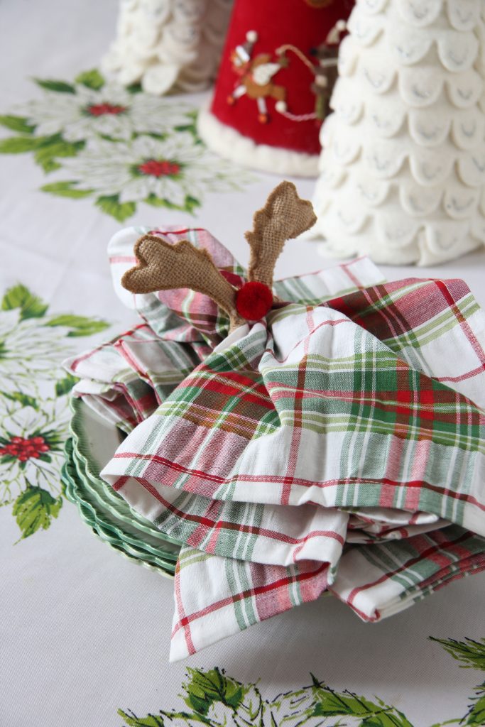 Mixing and Matching Linens for Christmas | Ridgely's Radar
