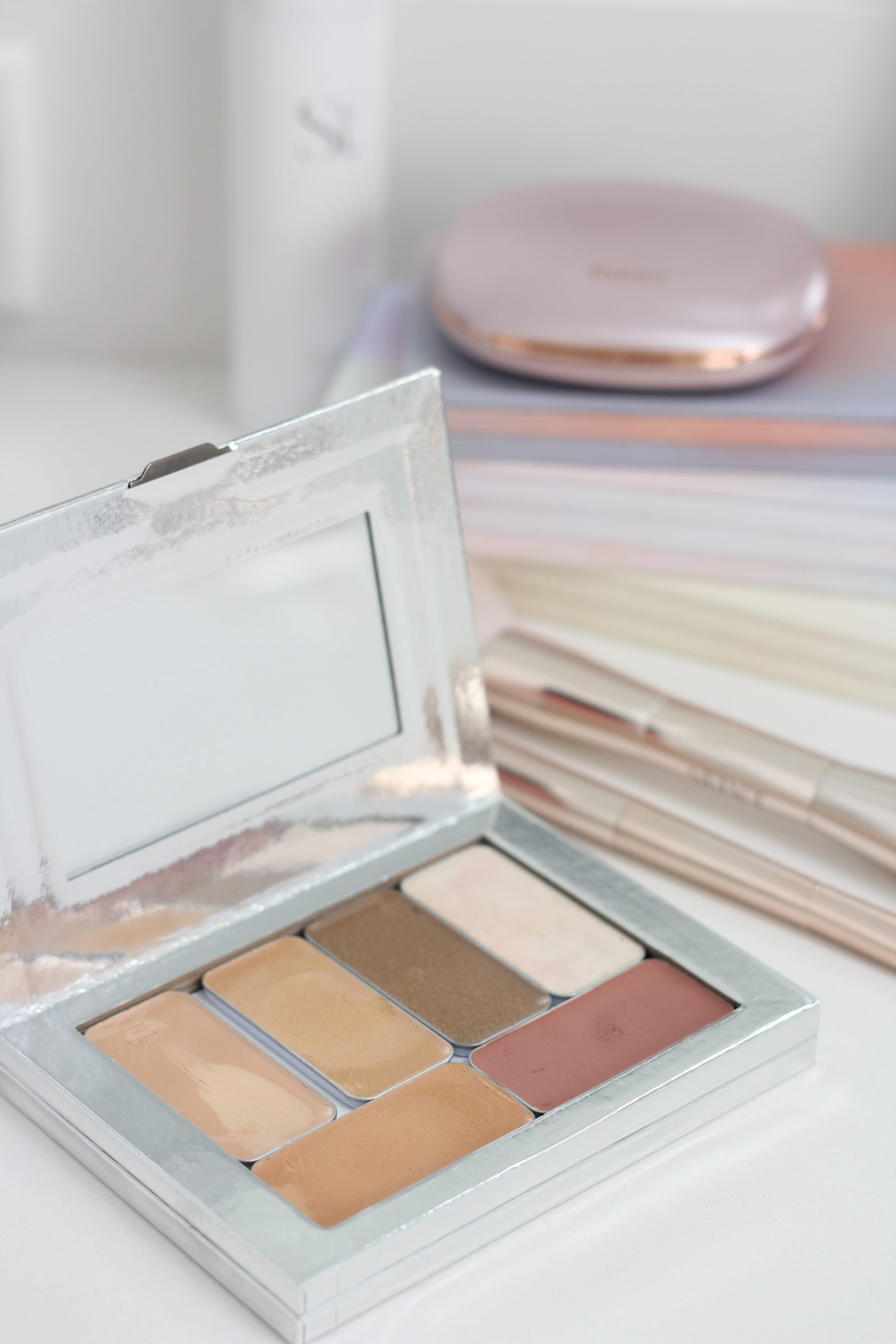 Why I Switched to Seint Makeup and Became an Artist | Ridgely's Radar